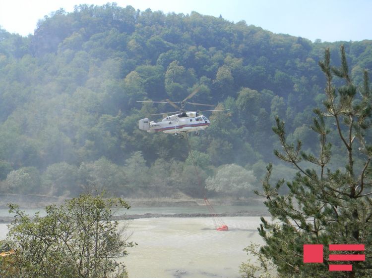Azərbaycan yanğınsöndürənləri Gürcüstanda — Fotolar
