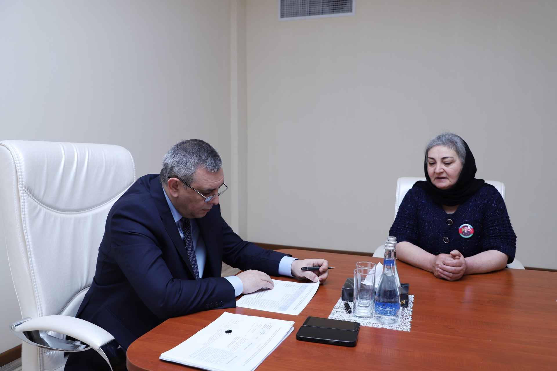 Mürsəl İbrahimov Qəbələdə vətəndaşların problemlərini dinləyib — Fotolar